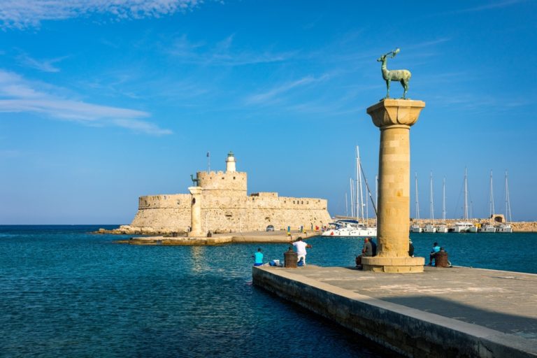 Vacanza a Rodi: cosa fare e vedere oltre a godersi il mare - Vivere il mare